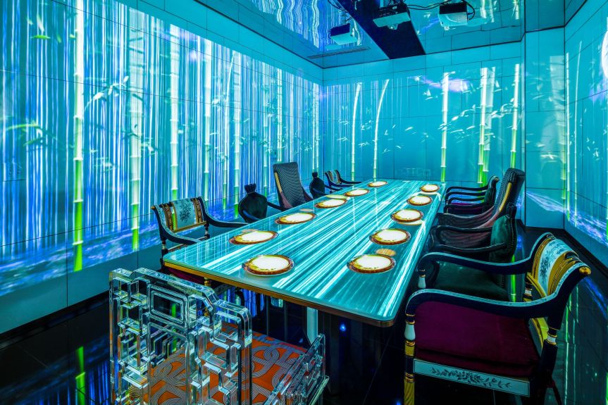 High-tech virtual reality dining comes to iChina in Santa Clara