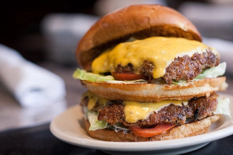 21 Best Chicago Hamburgers That Burger Connoisseurs Should Hit Up in