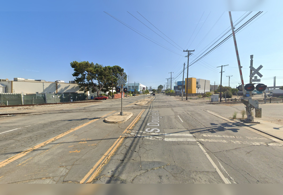 El Segundo's Douglas Street at Union Pacific Railroad Crossing Faces