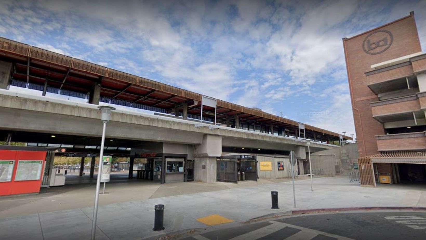 Violent Stabbing at Concord BART Station: Crisis Intervention