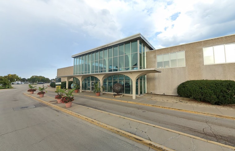 Chicago's Northerly Island Visitor Center Engulfed by Flames, Harbor