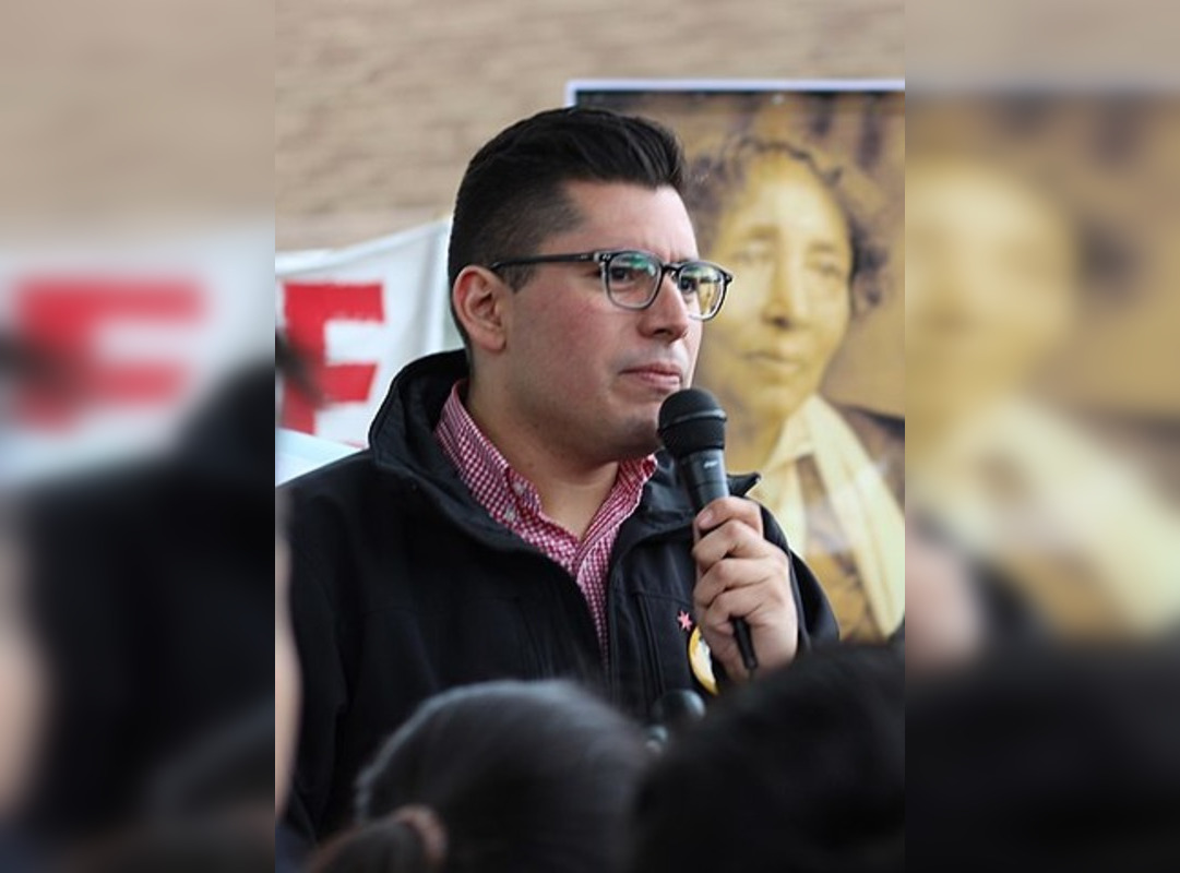 Chicago's Political Shift: Alderman Ramirez-Rosa Resigns amid Strains,