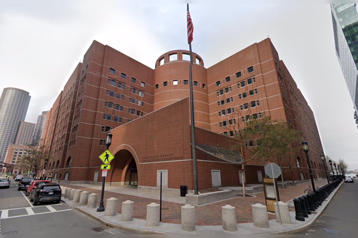 Boston Feds Bust 'Pig-Butchering' Crypto Scammers, Seizing $900K in