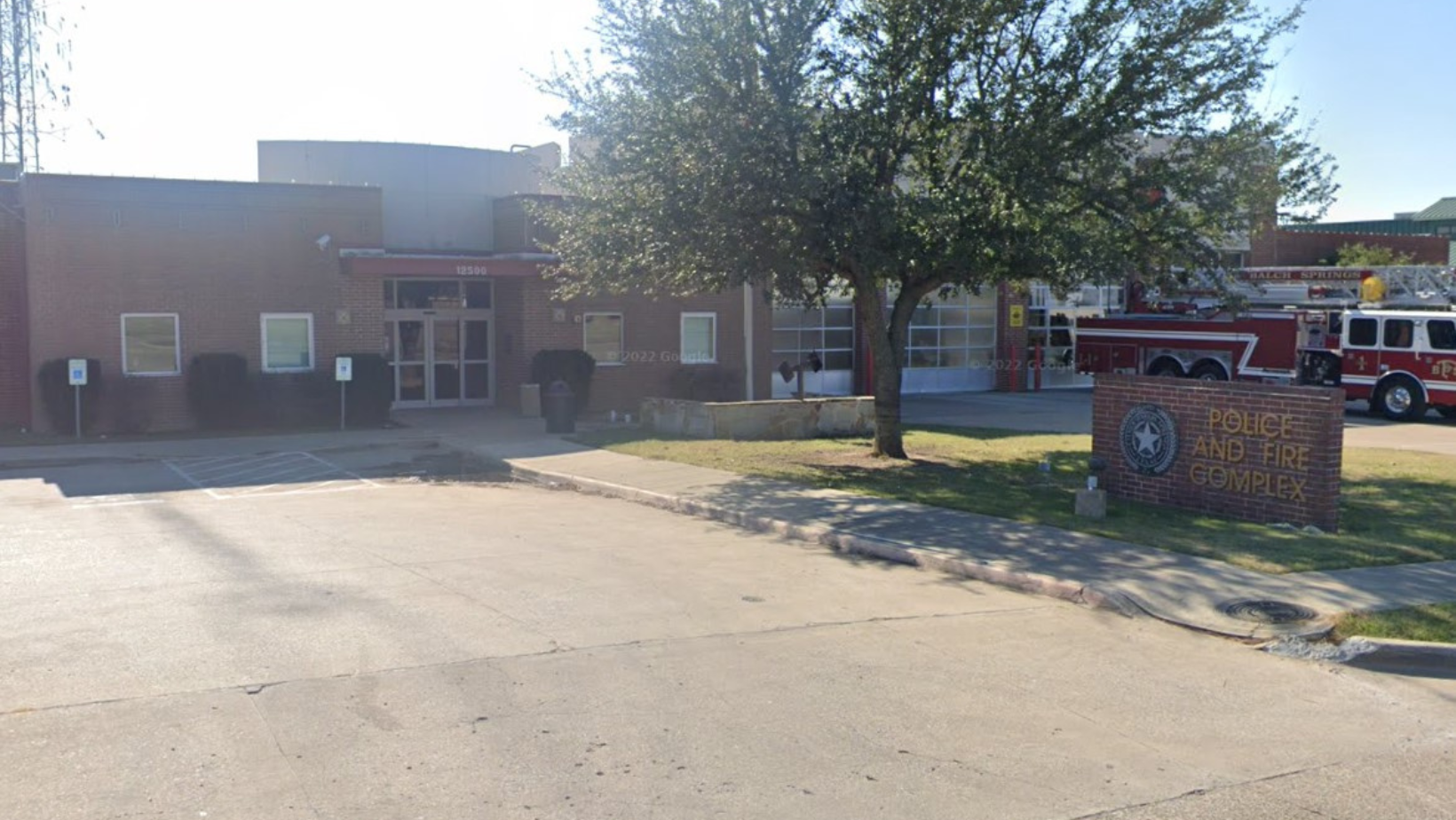 Fugitive Alert, Balch Springs Cops in Frantic Search for Husband