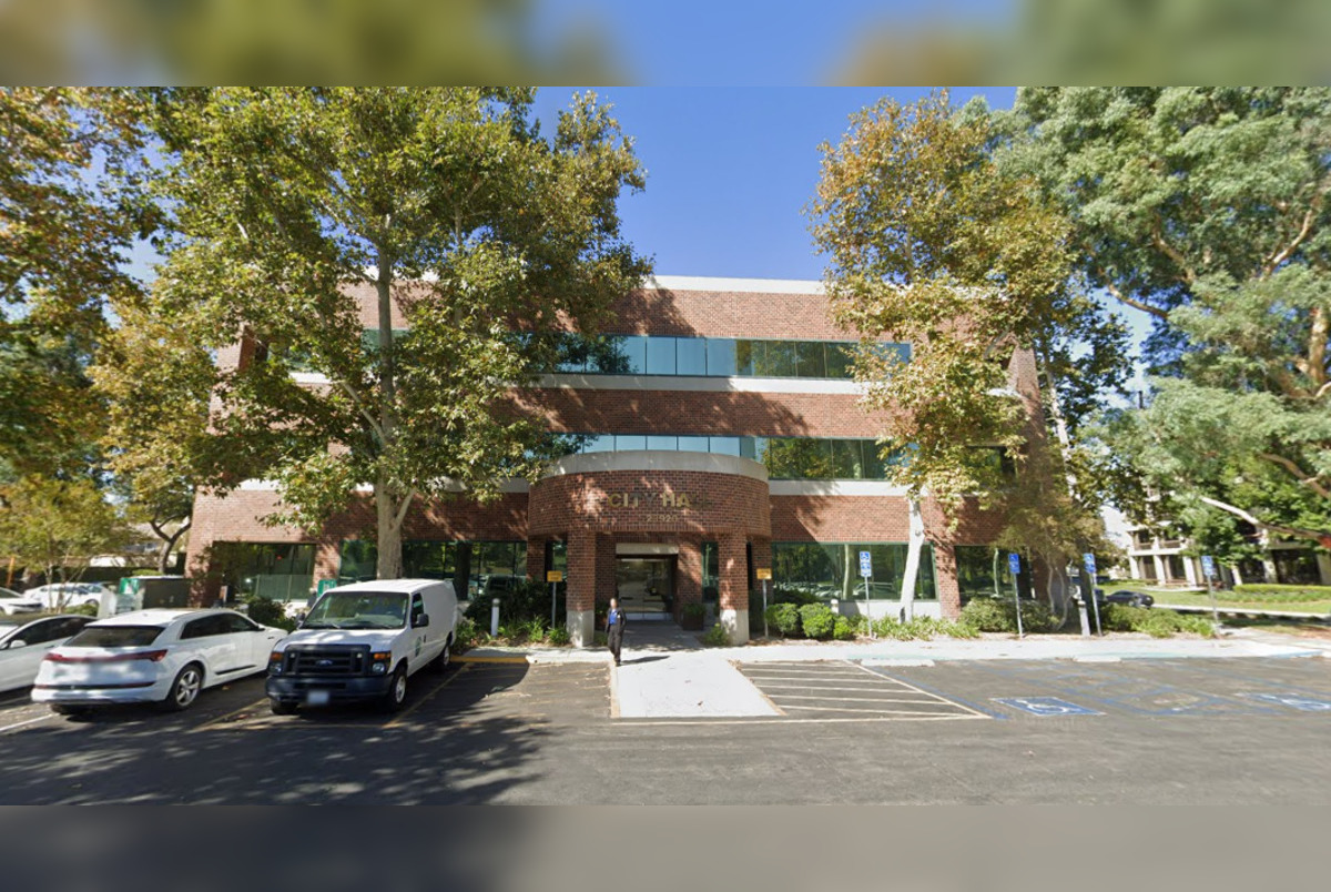 Mayor Jason Gibbs Serves Up Hearty Thanksgiving Thanks to Community of