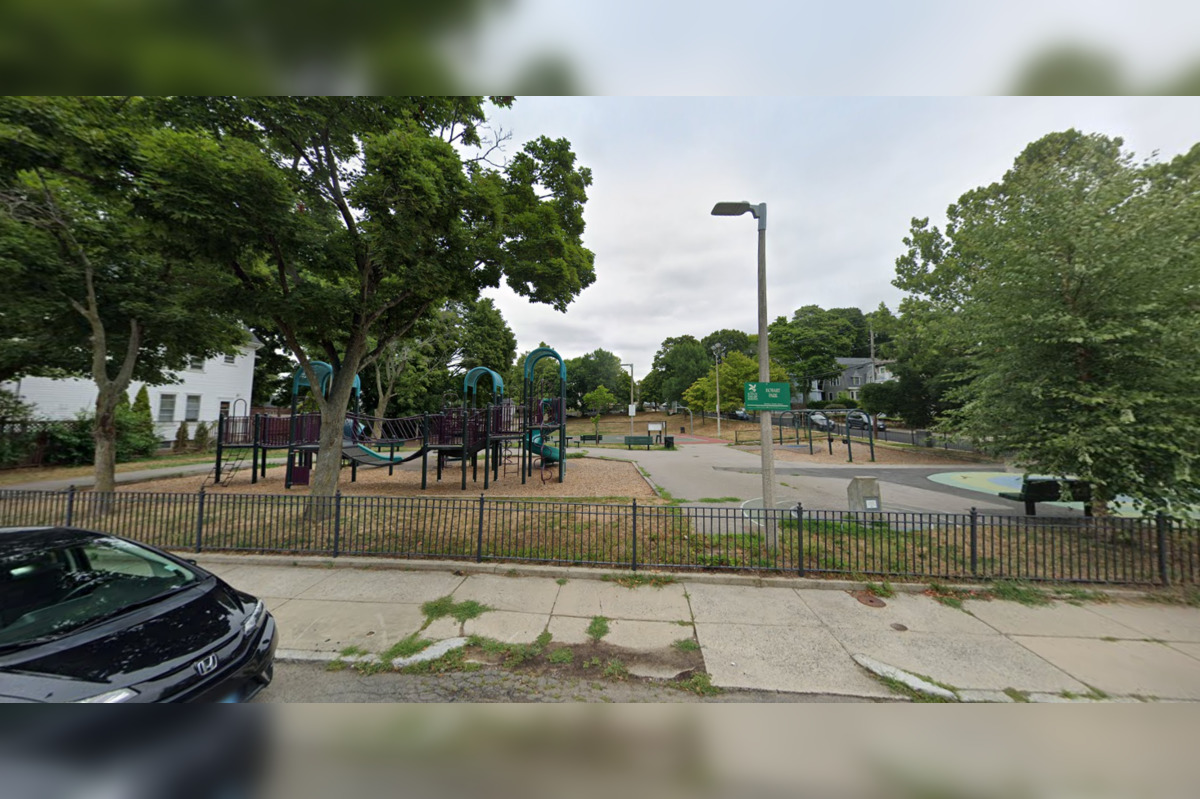 A Tree-mendous Effort: Volunteers from Brighton Plant Trees at Hobart