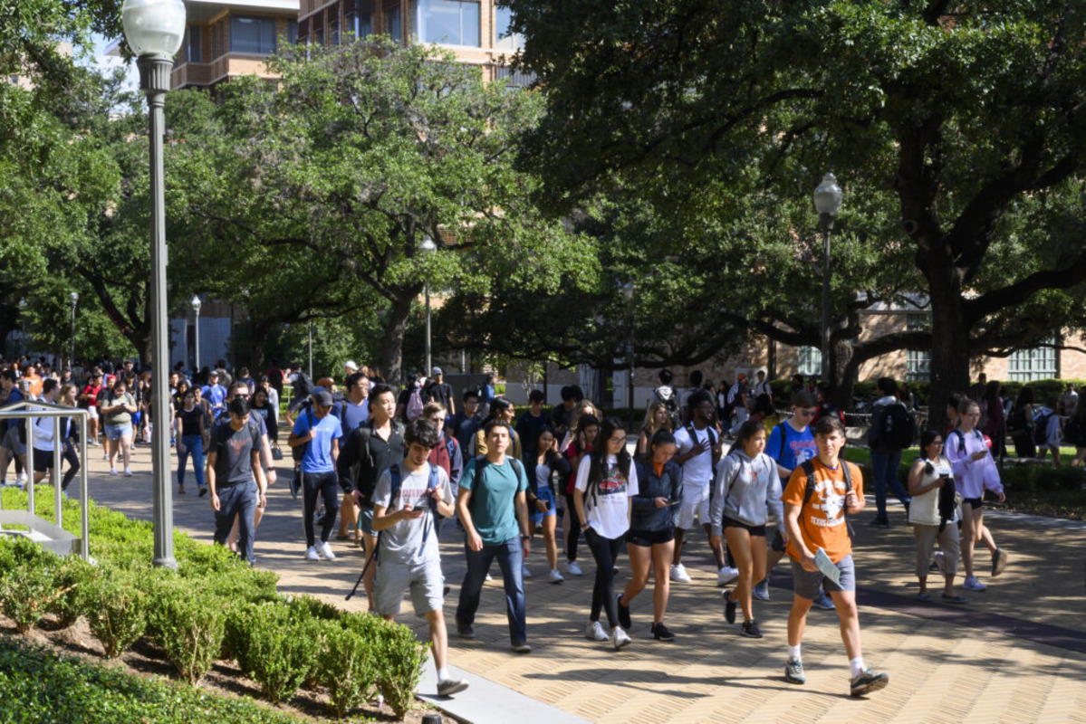 Texas Higher Education Faces Uncertainty as SB 17 Ban on DEI