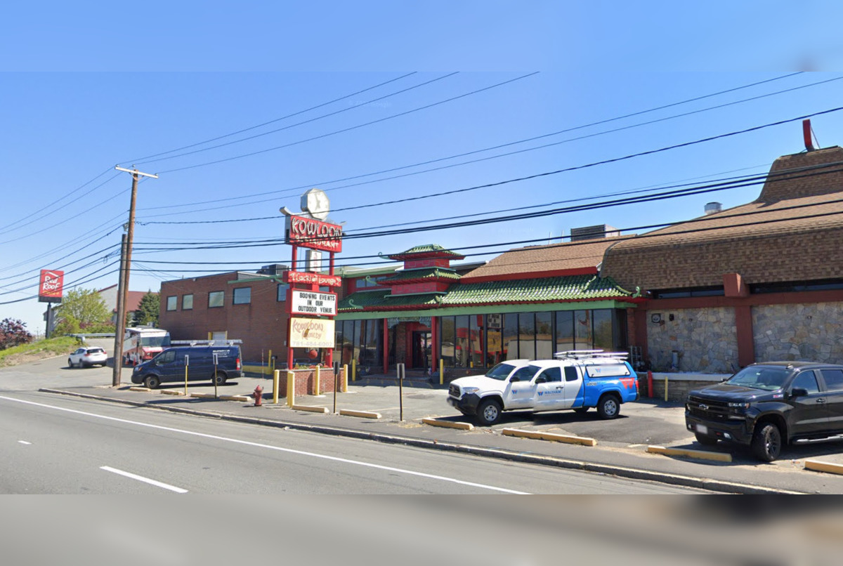 Thanksgiving Eve Brawl Bottled Up as Feast Turns to Fists at Saugus'