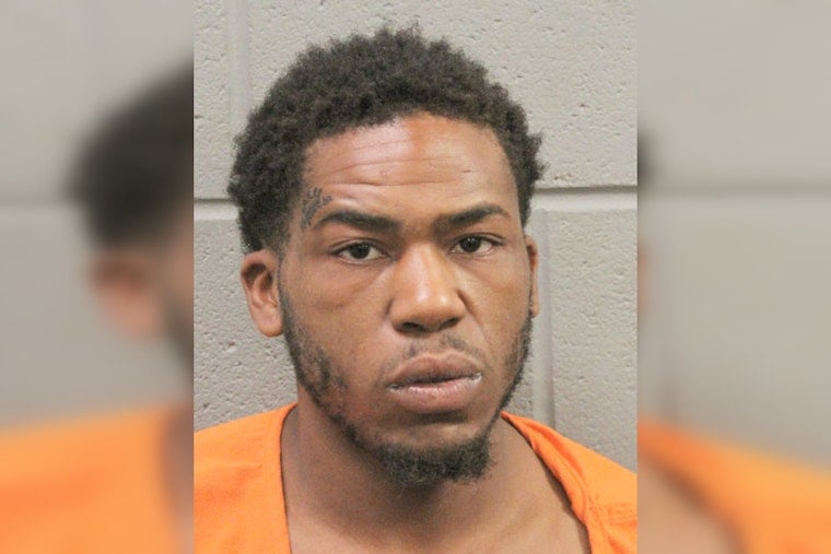 Armed Suspect Wounded by Houston Police in Greater Greenspoint Chase