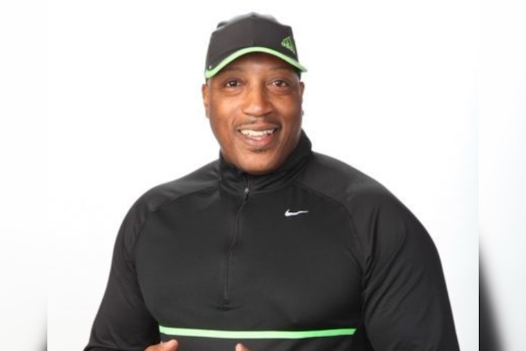 Author Aaron Perry Takes Barber Shop Book Tour to Boost Black Men's