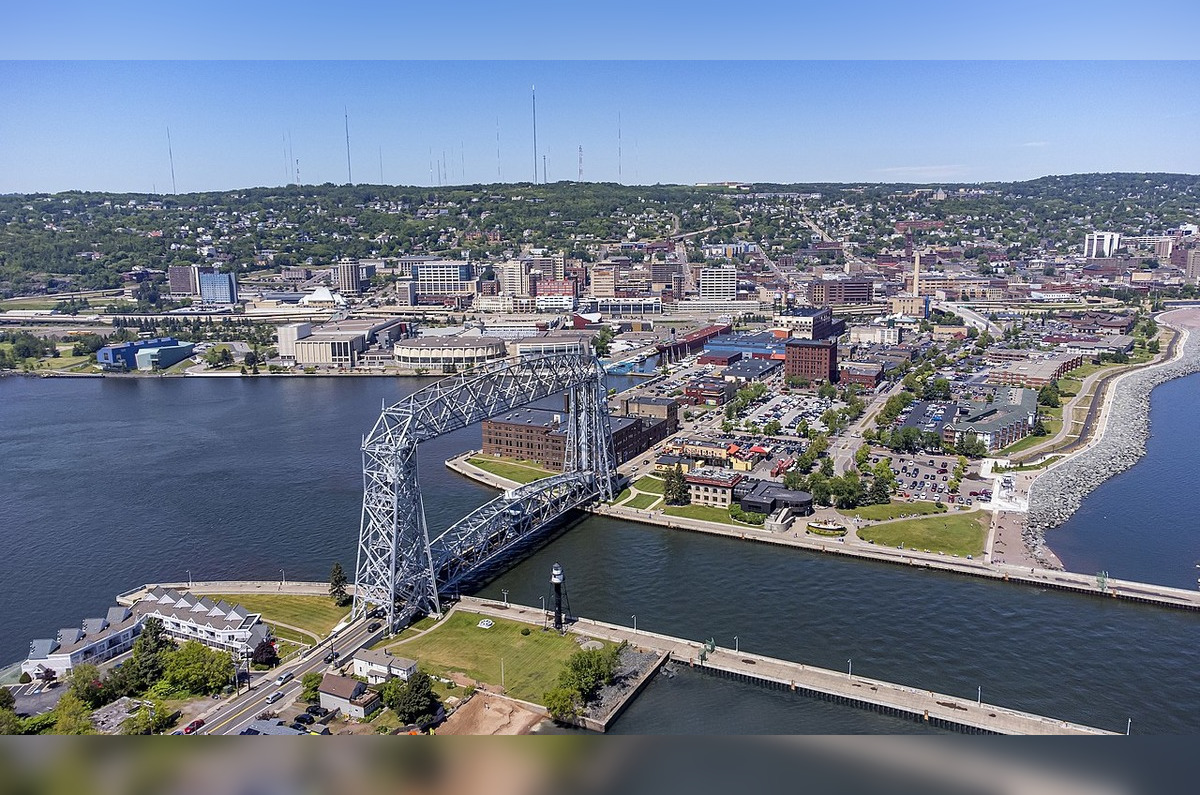 Billionaire Kathy Cargill's Real Estate Splash Raises Concerns in