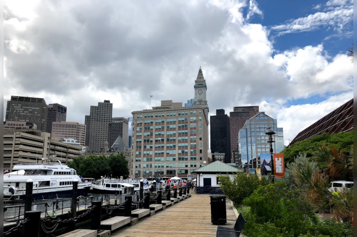 Boston Enjoys Unseasonably Warm Holiday with Mild 50-Degree Weather,