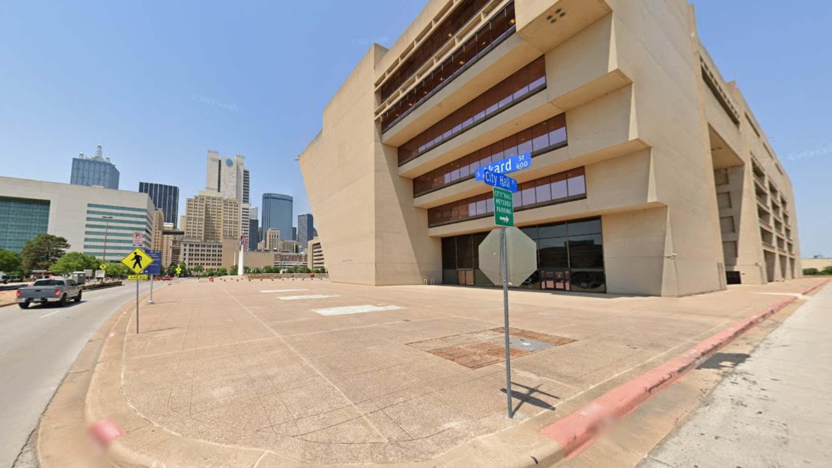 Dallas Embraces Diversity, 30 New Americans Sworn In at Heartwarming