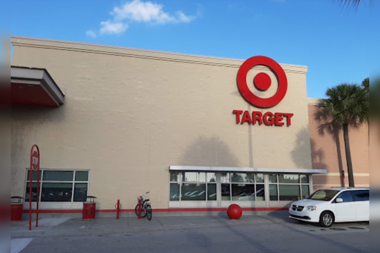 Elderly Shopper Robbed of $1,500 Gadget at Fort Lauderdale Target,