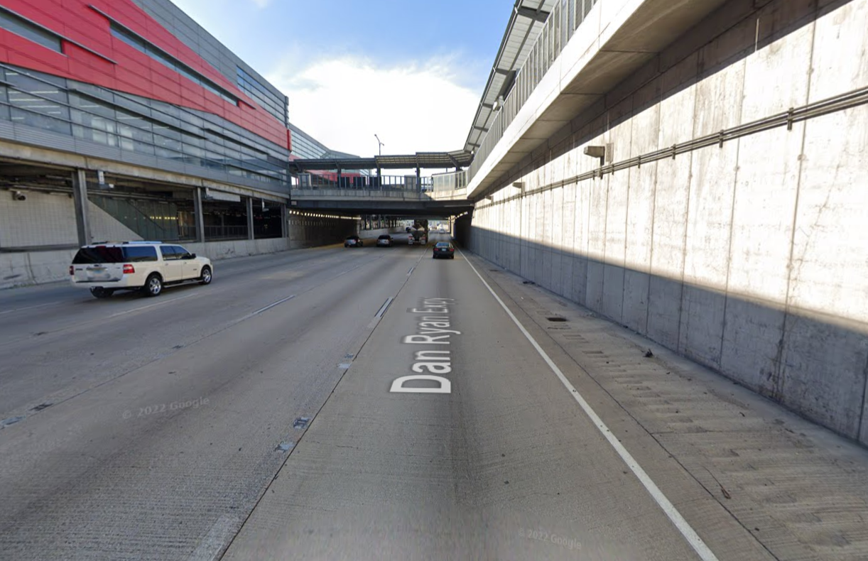 Five Injured Including Law Officers in Pair of Dan Ryan Expressway