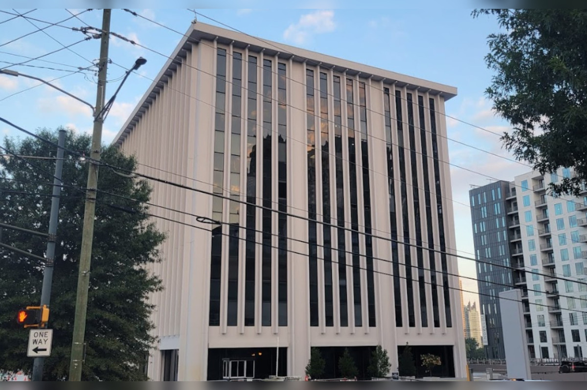 Heroic Atlanta Security Guard Suffers Severe Burns, Trying to Save