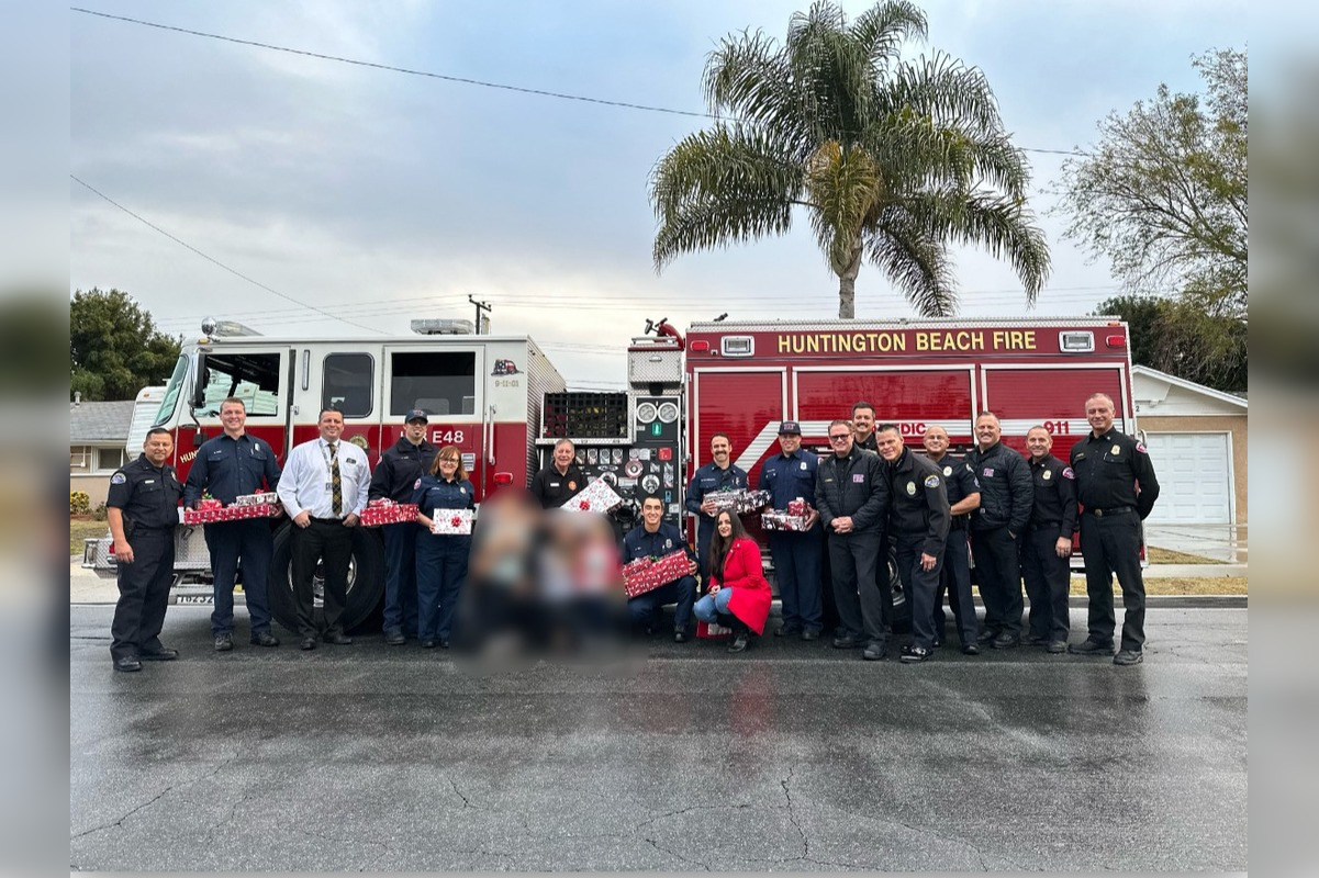 Huntington Beach Community and Authorities Unite to Restore Festive