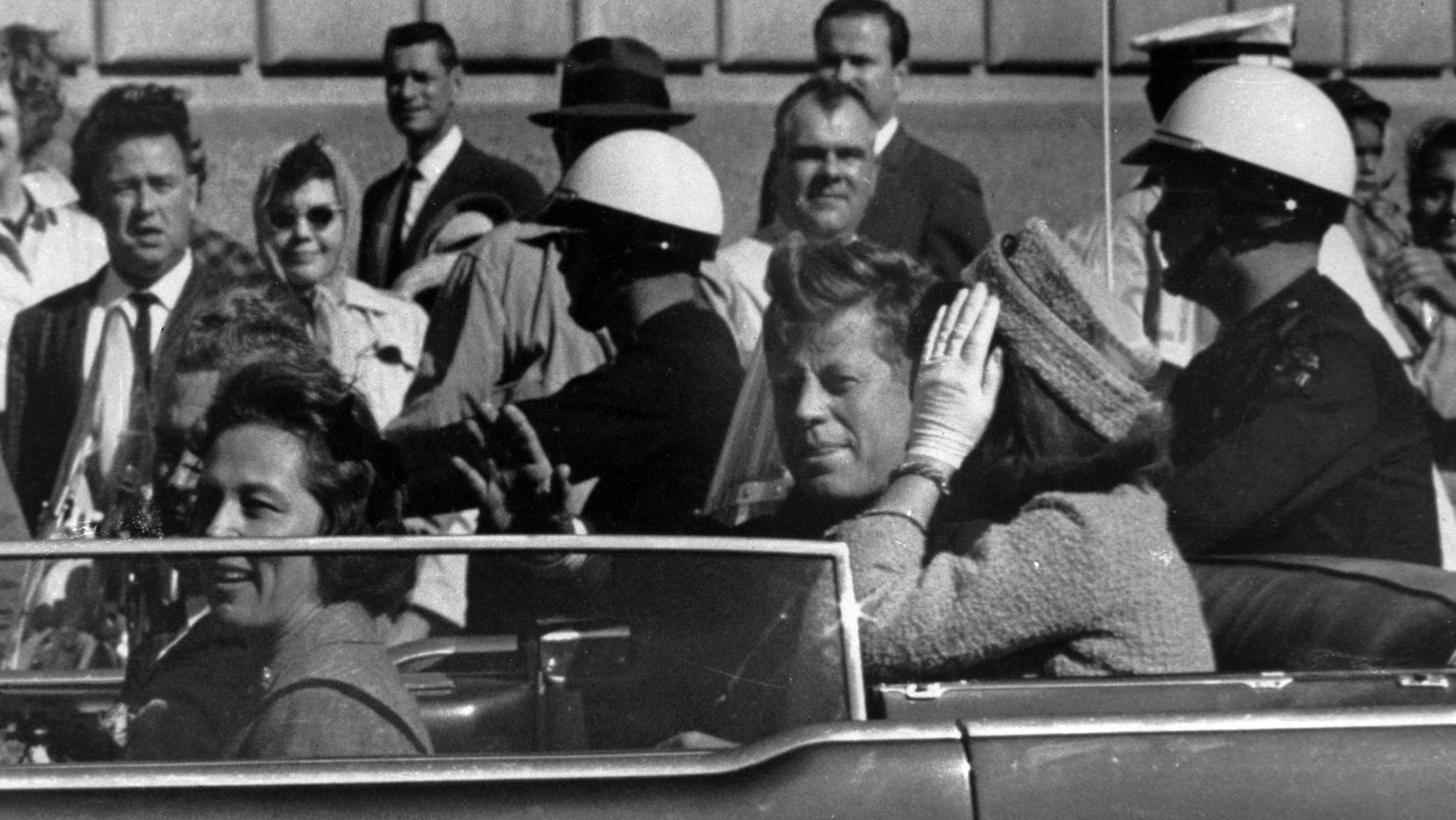Legendary JFK Assassination Reporter Hugh Aynesworth Passes Away at 92