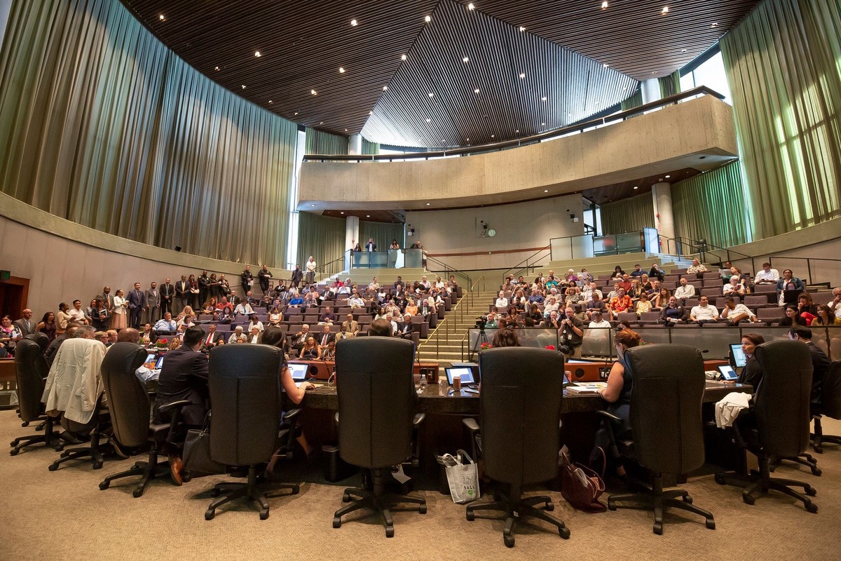 Long Beach City Council Unanimously Approves New Labor Agreements with