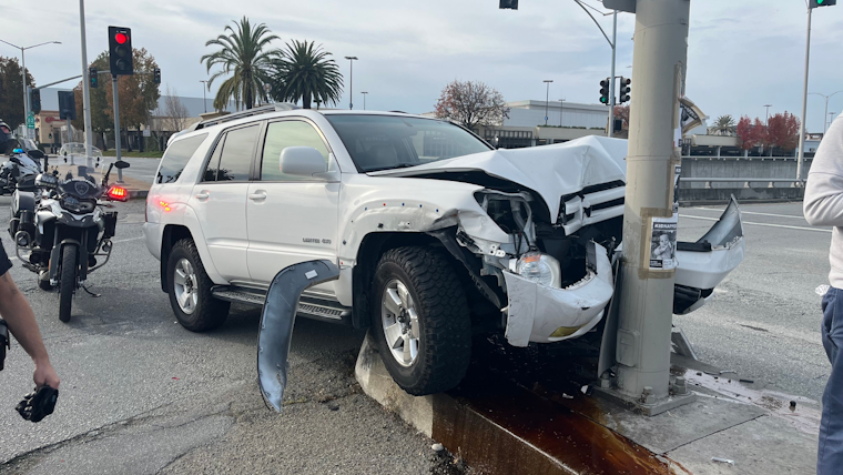 Rash Lane Change Leads to Startling Two-Vehicle Accident in San Mateo