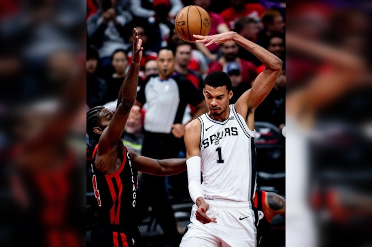 Spurs Suffer Loss to Bulls as Wembanyama Plays Through Ankle Pain,