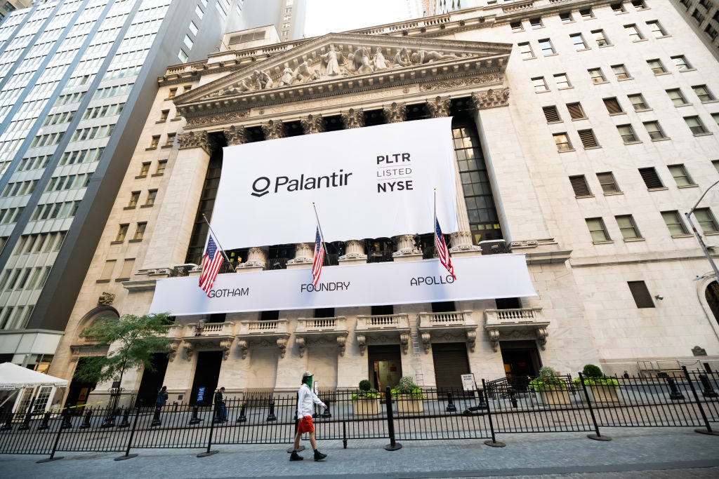 Palo Alto - Palantir (NYSE:PLTR) Bags >$100M Lucrative