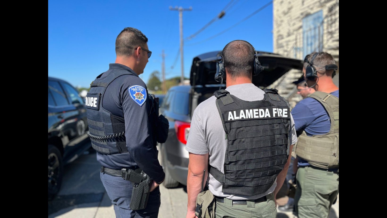 Alameda Police Successfully Defuse Barricaded Situation
