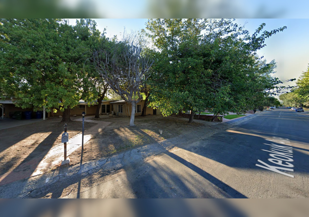 LAFD Battles Los Angeles Garage Fire in Example of Rapid Response and