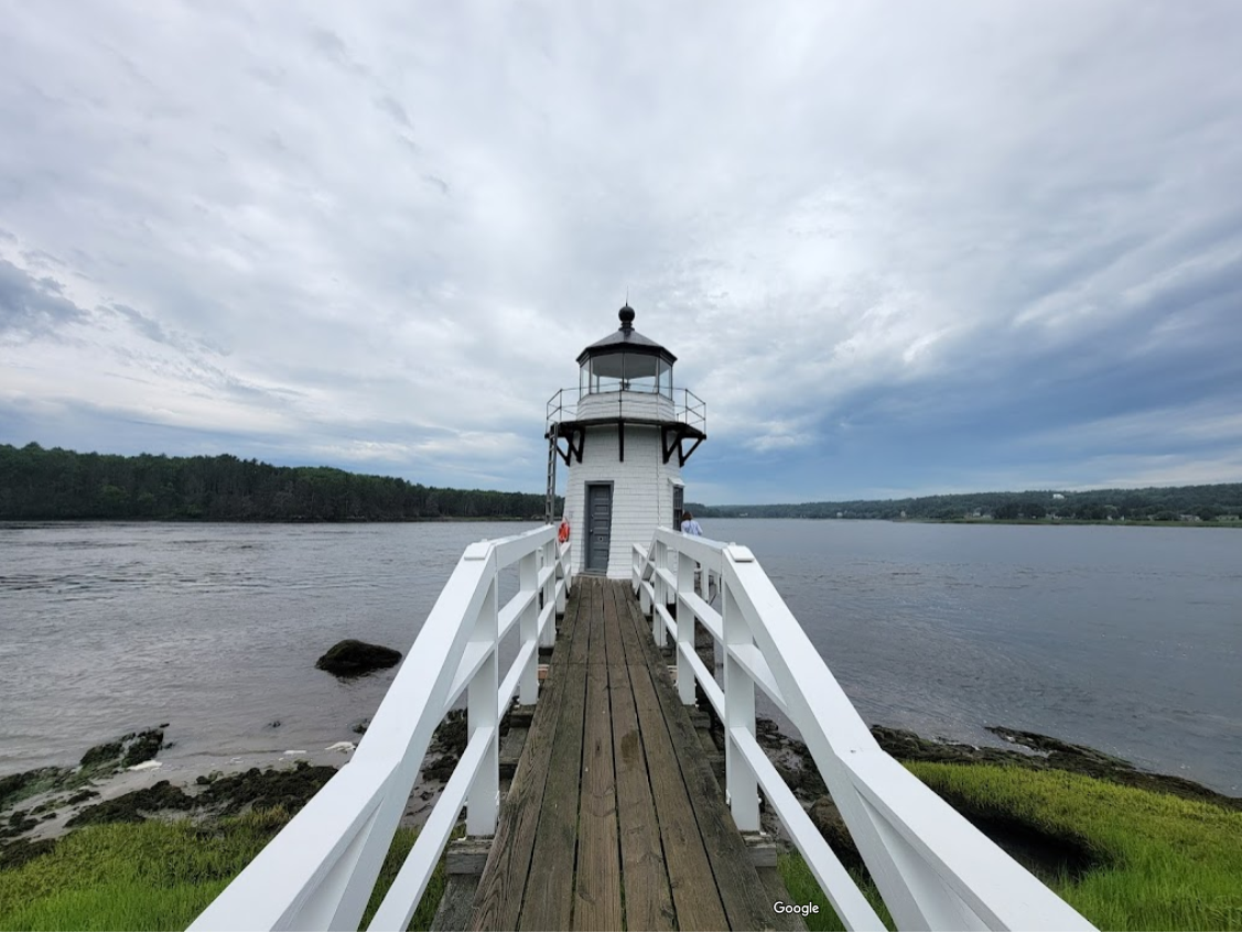 Walkway Collapse at Iconic Maine Lighthouse Event Leaves 11 Injured
