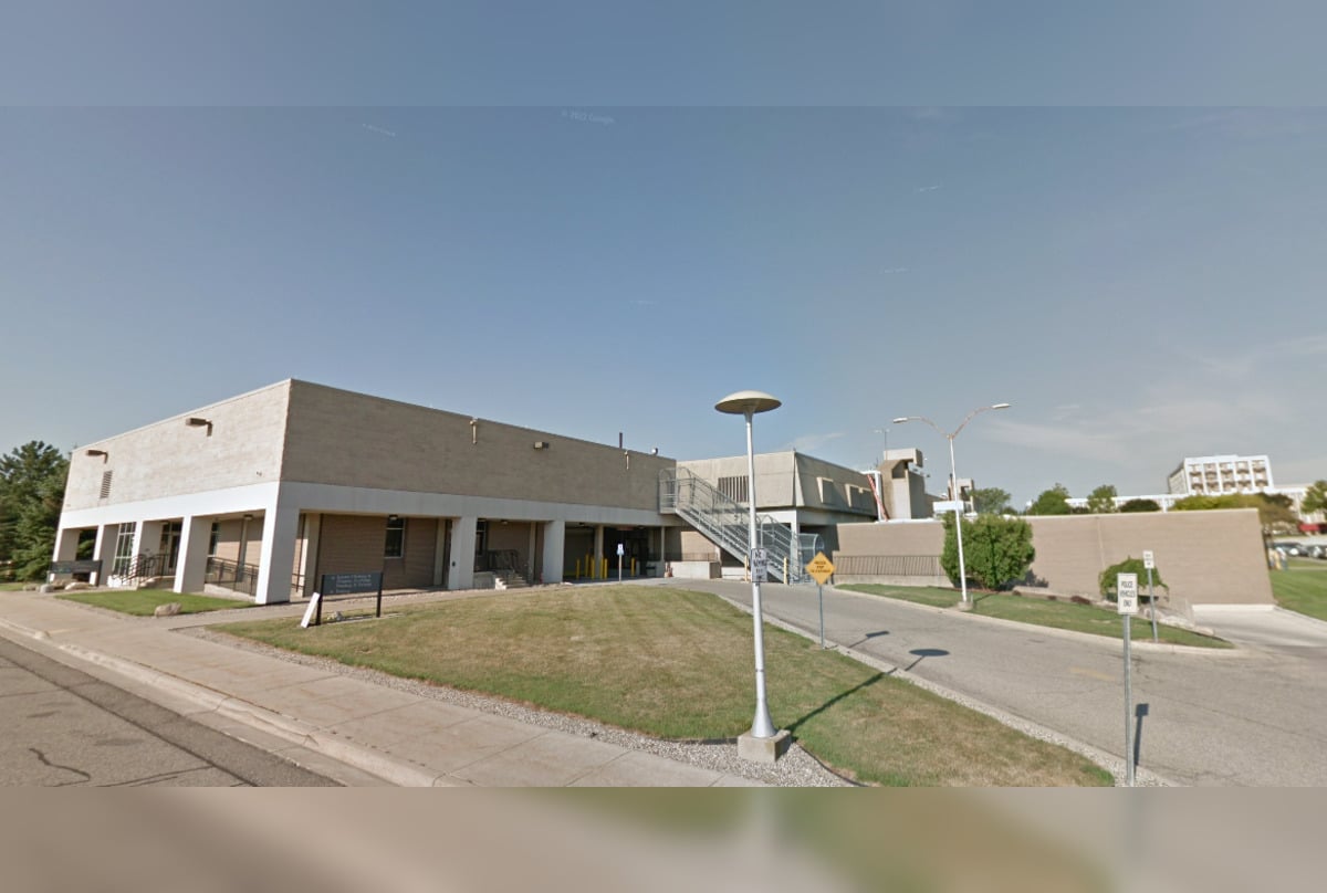 CAIR-MI Seeks $200,000 Over Alleged Hijab Removal at Oakland County