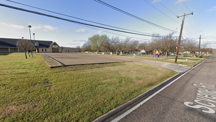 Dallas Police Seek Public Help to Capture Suspects in Fatal Scyene