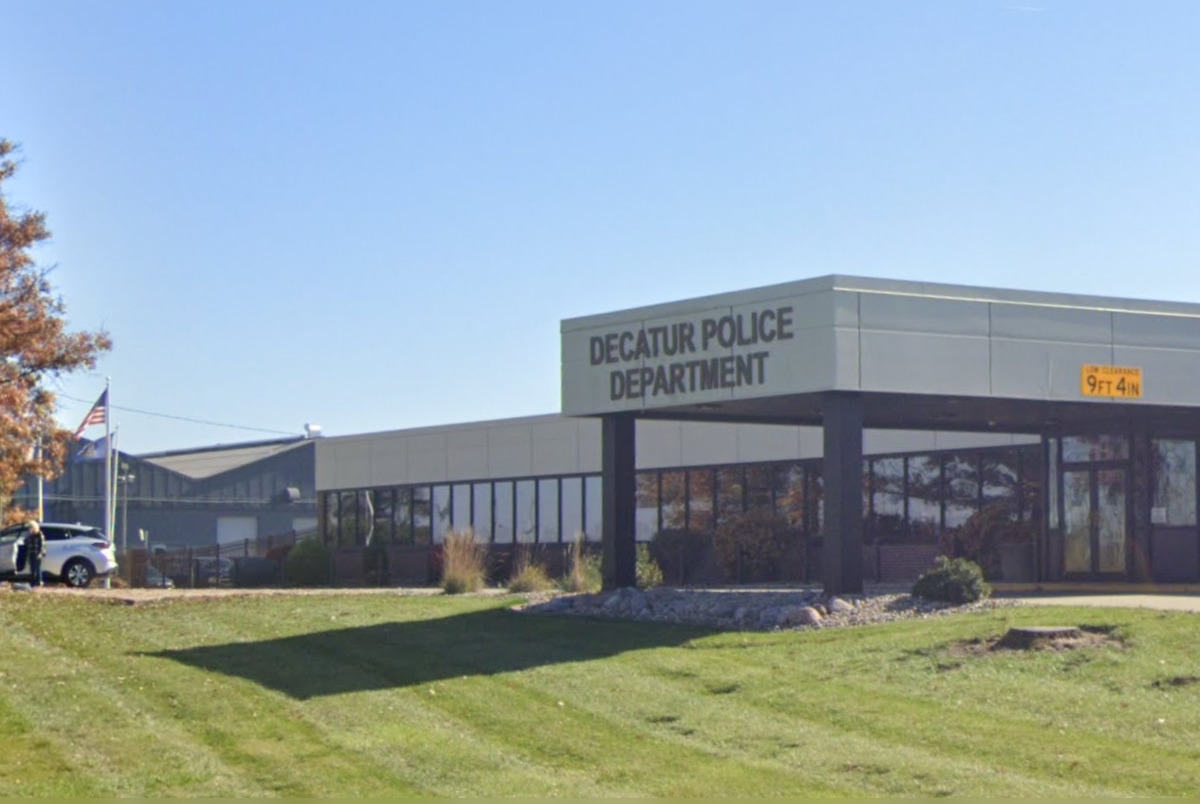 Decatur Police Hunt for Suspects After Wave of Burglaries Strikes