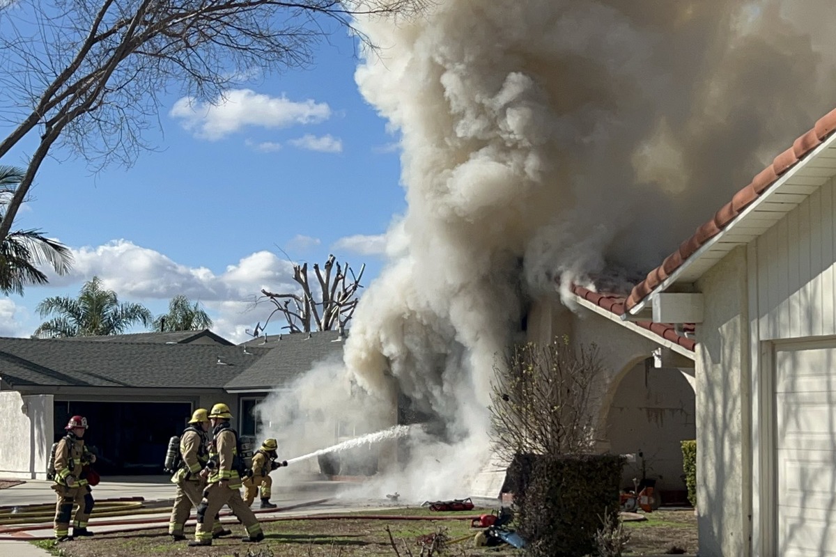 Firefighters Battle Blaze in Simi Valley Home, Occupant Evaluated for