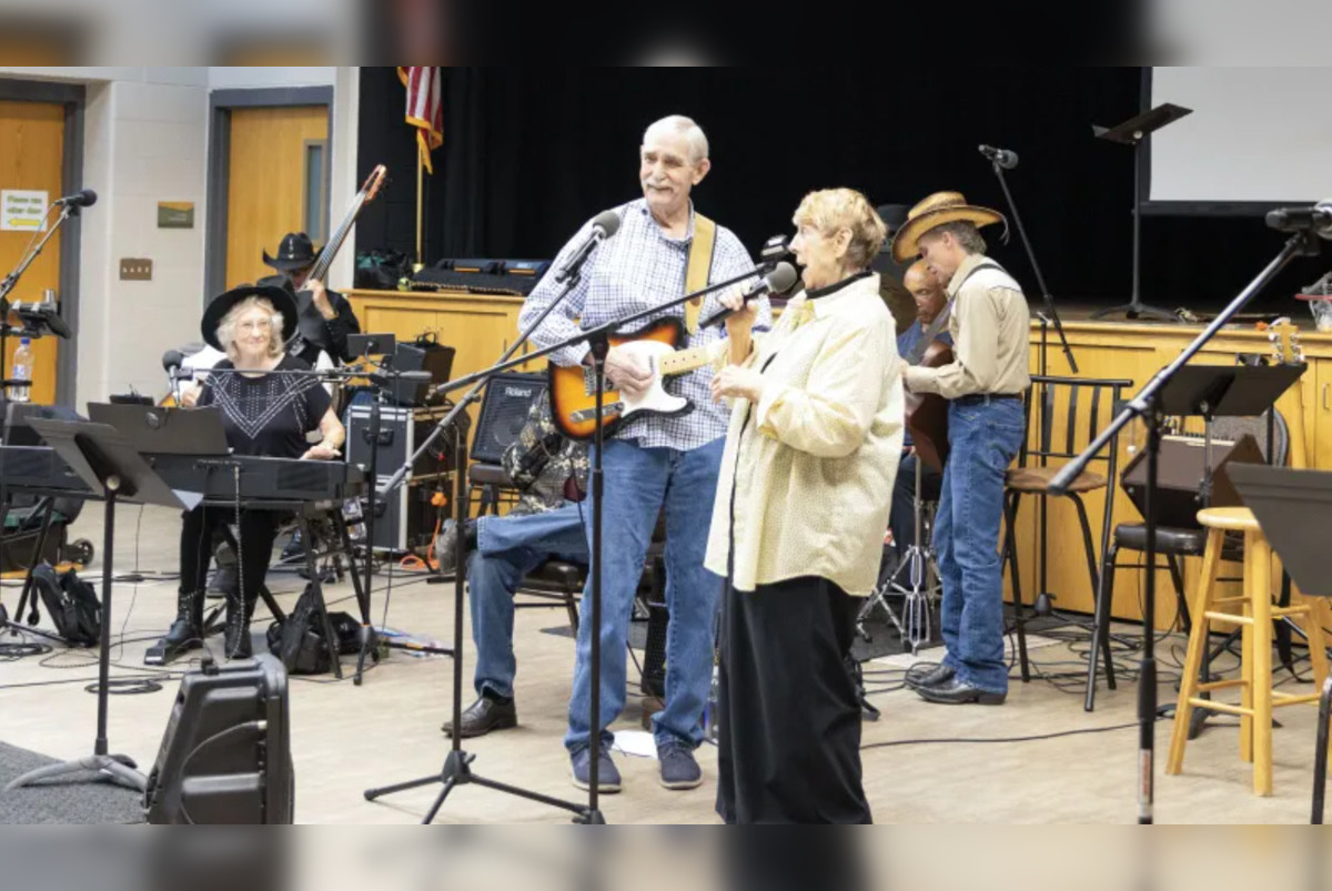 Free Country Music Jam Sessions at Creekside Community Center in