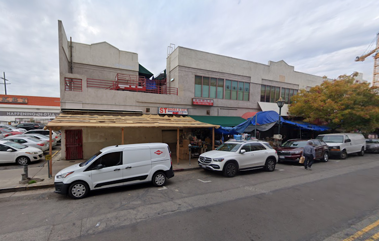 Los Angeles Firefighters Extinguish Chinatown Blaze, Man Treated for