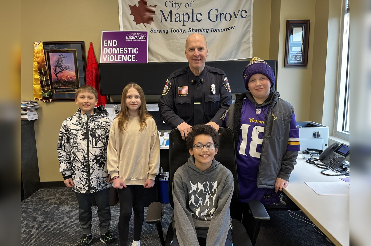 Maple Grove Youth Complete DARE Program, Building Skills for a Safer