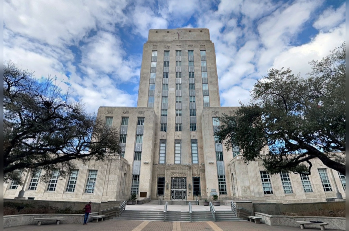 Mayor John Whitmire Takes the Helm in Houston, Emphasizes Public