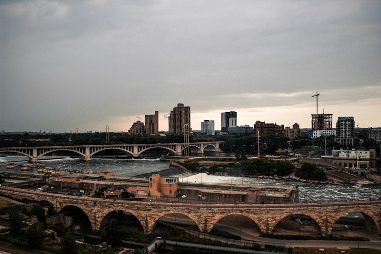 Minneapolis Weather: Drizzle Ends, Chilly Temps Continue as Residents