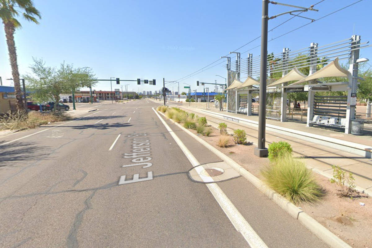 Phoenix Bomb Squad Defuses Device on Valley Metro Light Rail, Man