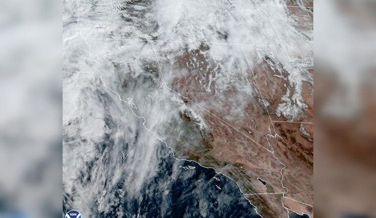 Southern California Set for Weekend of Strong Santa Ana Winds, NWS Southern California Set for Weekend of Strong Santa Ana Winds, NWS