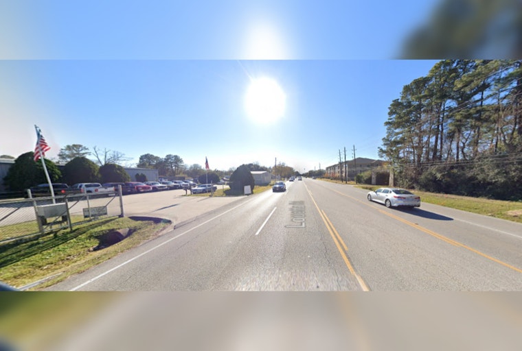 Suspected Intoxicated Driver Crashes into Light Pole on Louetta Road,