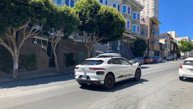 Waymo Plans Driverless Taxi Expansion to Los Angeles, Faces San