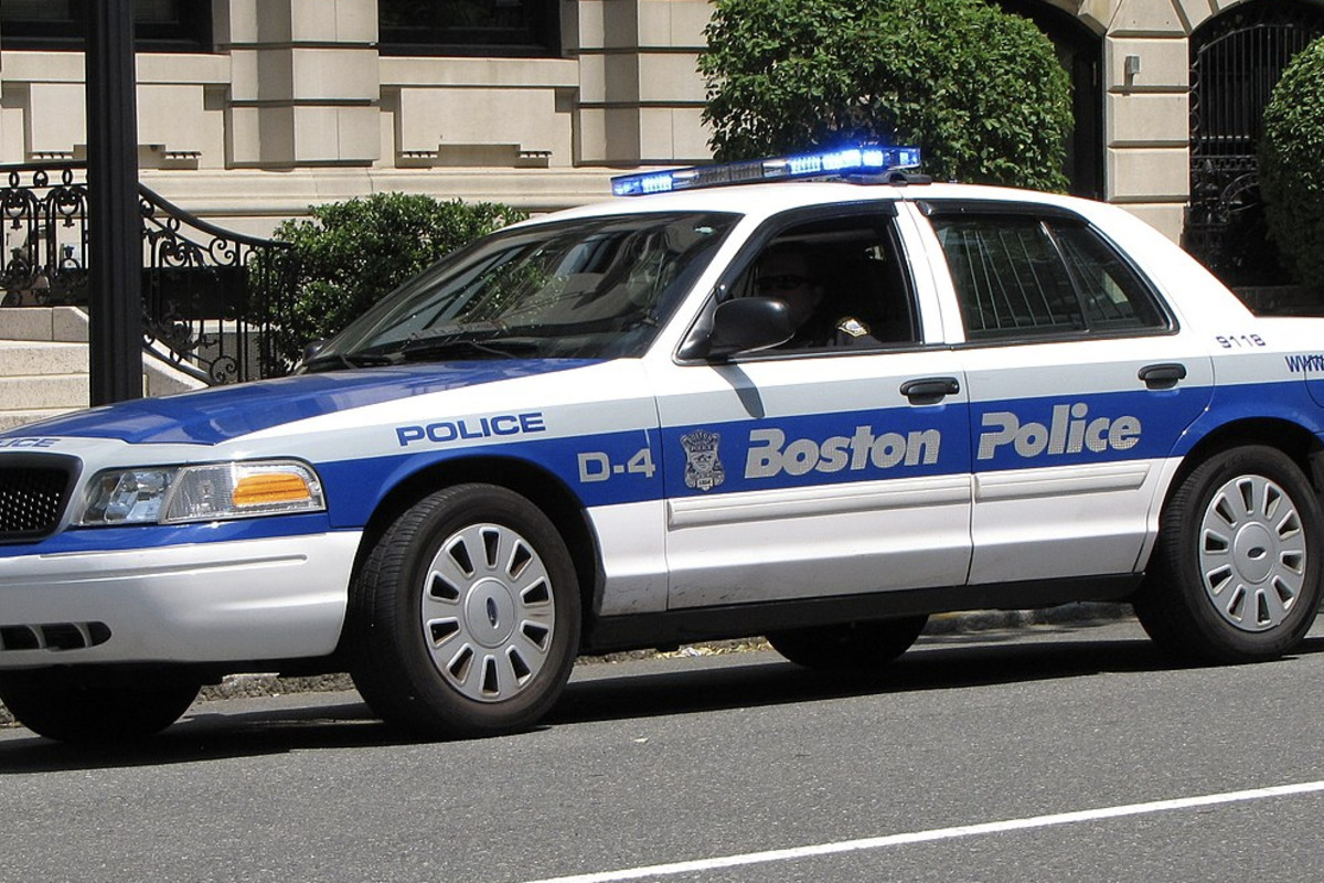 Boston Police Issue Safety Guidelines to Thwart Drink Spiking