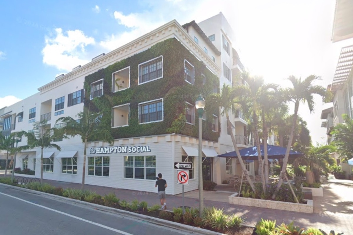 Delray Beach Server Faces $1,000 Monthly Loss Amid Hampton Social's