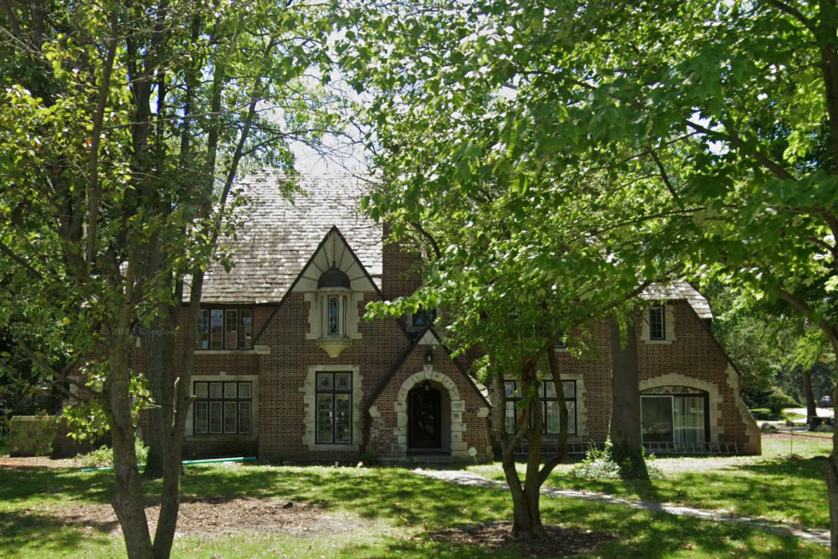 Detroit's Historic Mirton Briggs House Engulfed in Flames Amid