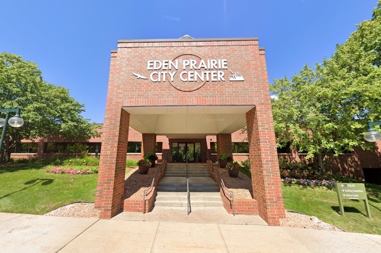 Eden Prairie Launches Direct Balloting for Voters as Early Voting