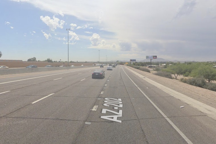 Fatal Early Morning Single-Vehicle Crash on Loop 202 in Phoenix Under
