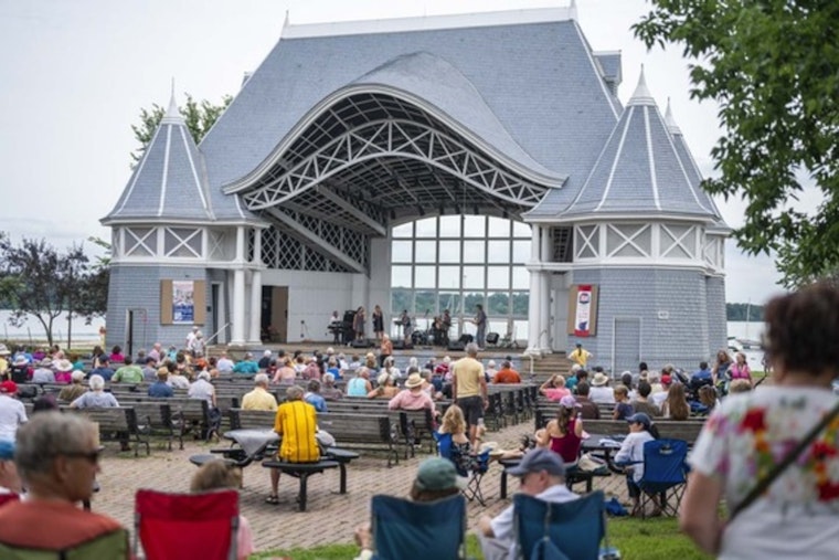 Lake Harriet Bandshell in Minneapolis Gets a Blue Makeover