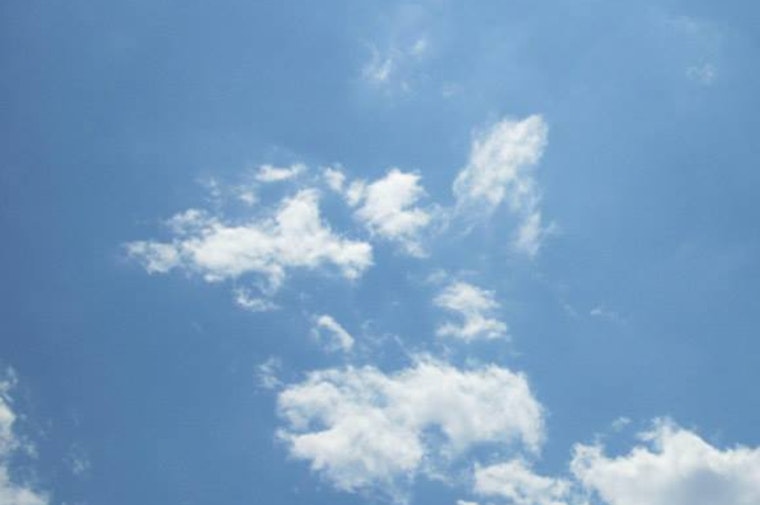 Memphis Basks in Warm October Sun, Brace for Midweek Showers and