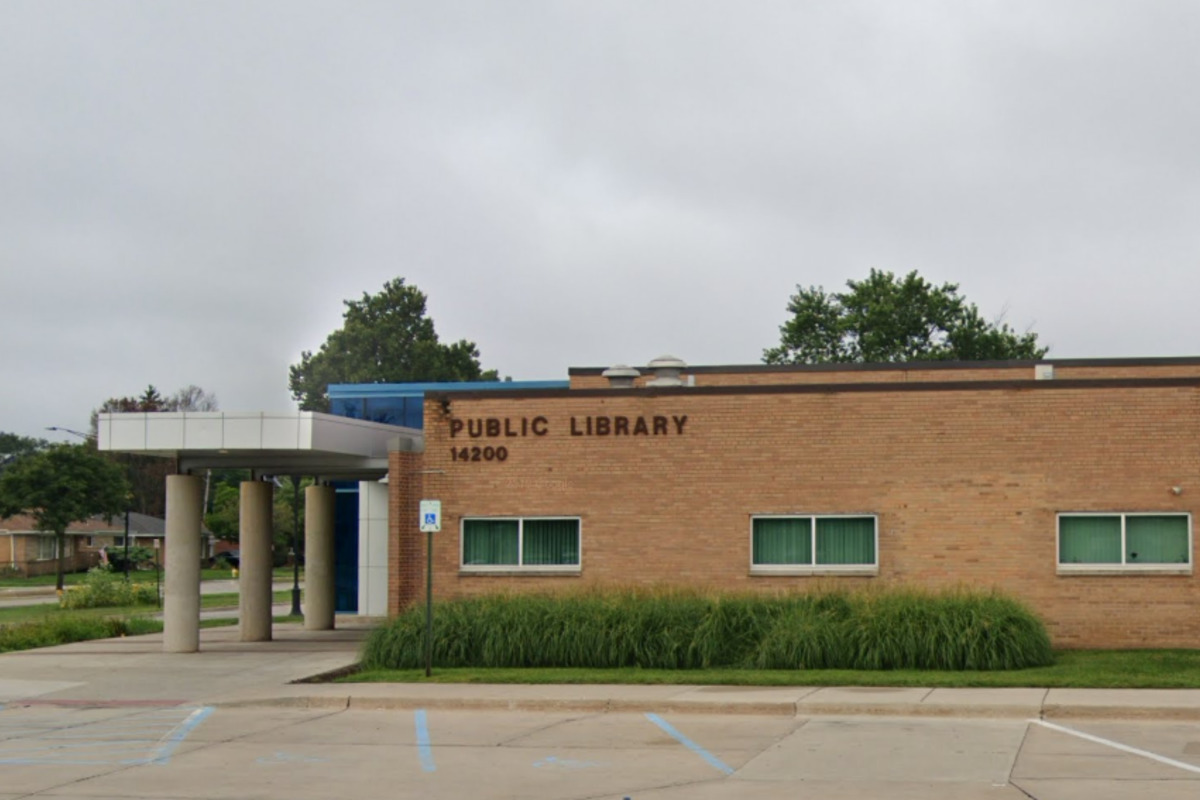 Oak Park Public Library Reopens After Second Battle With Bed Bugs,